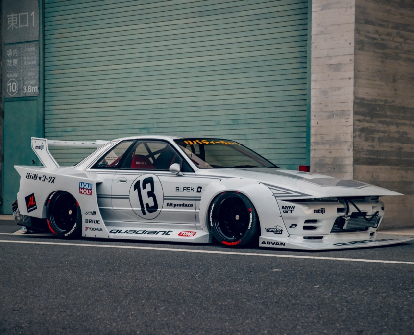 Liberty Walk LB-Kaido Works R32 - The Performance Company - # ...
