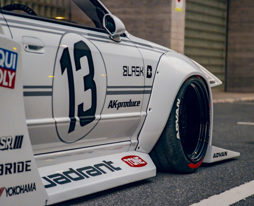 Liberty Walk LB-Kaido Works R32 - The Performance Company - # ...